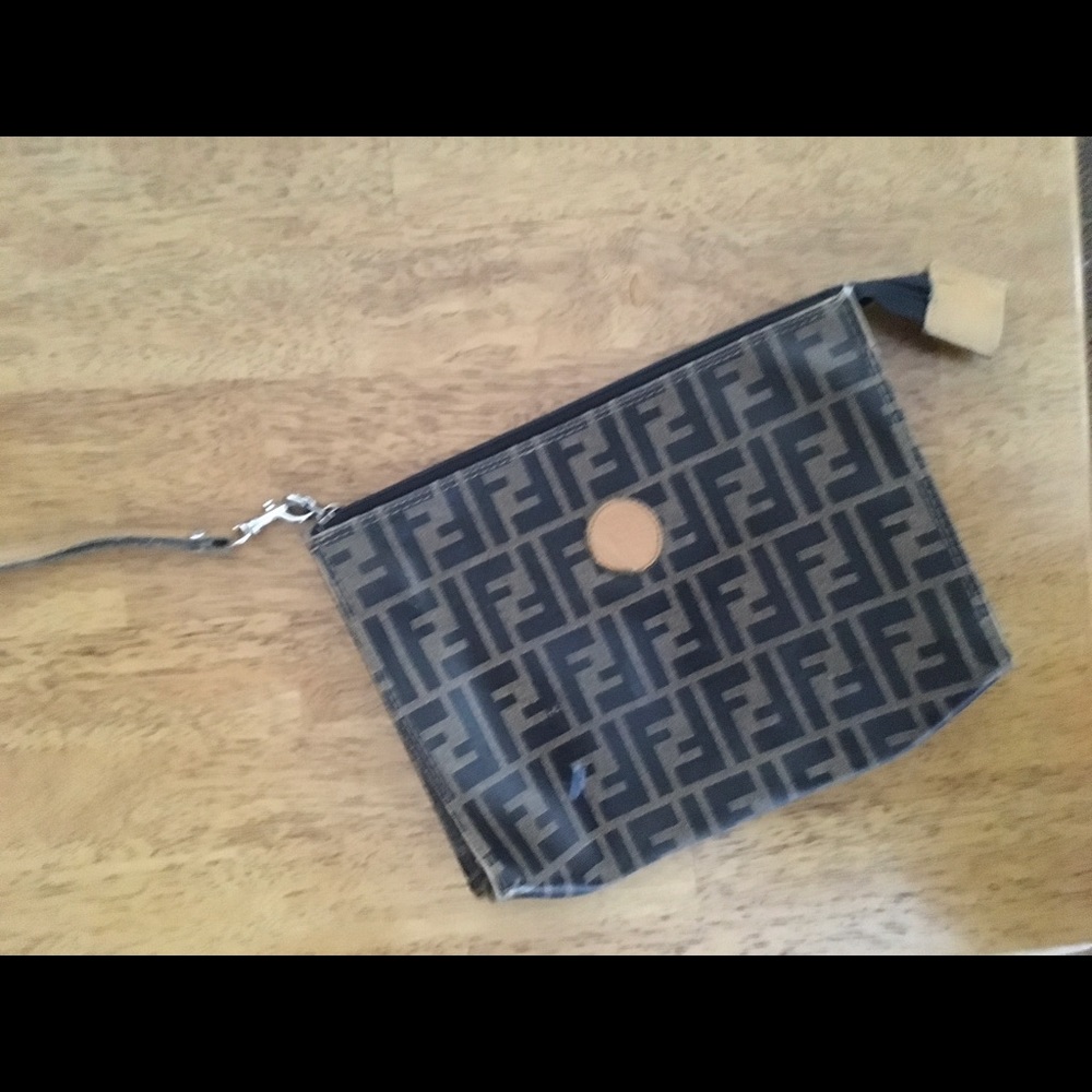 Authentic Vintage Fendi Signature Zip Tote Bag - Gem